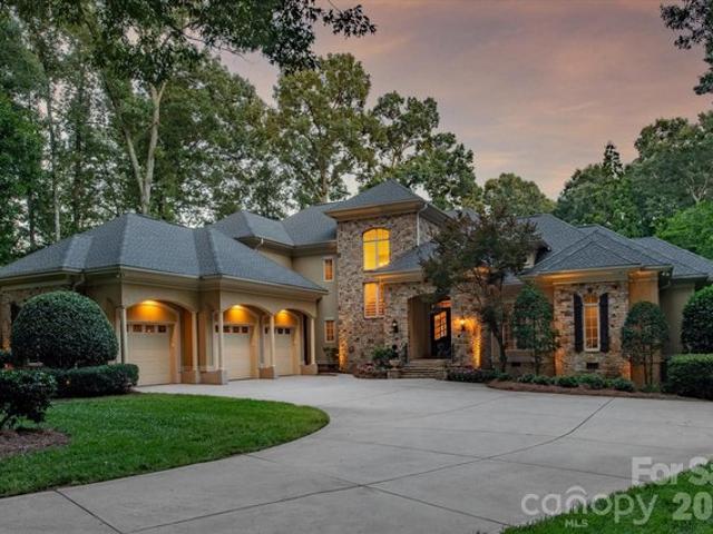 9117 Yellow Pine Ct, Waxhaw, NC 28173