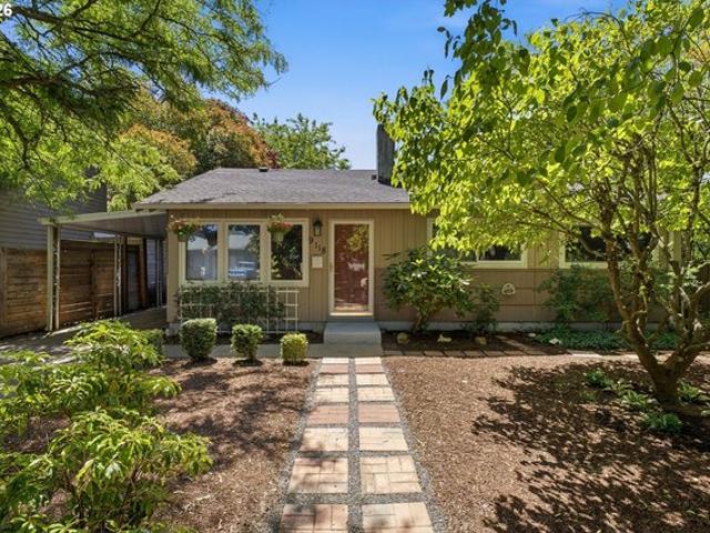 9118 N Smith St, Portland, OR 97203