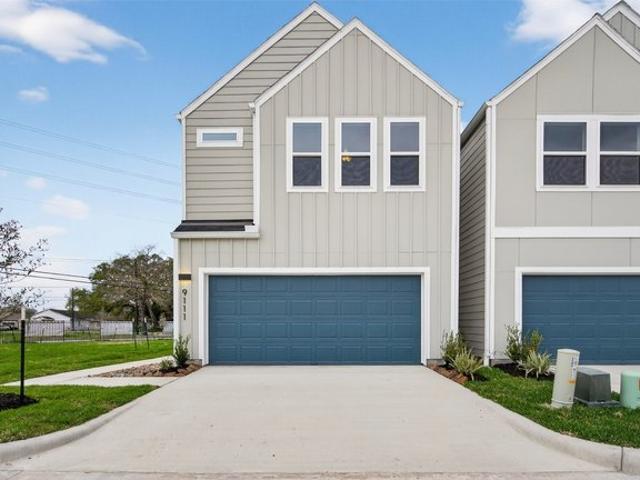 9118 Highland Northern Way, Houston, TX 77088