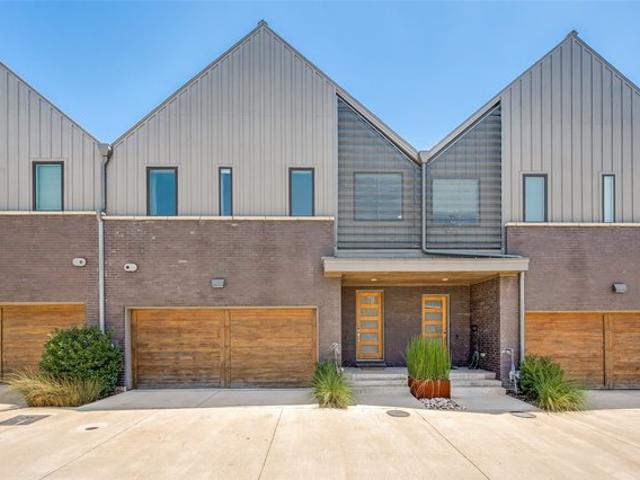 9118 Prado Ln, Dallas, TX 75220