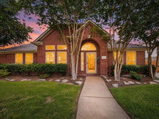 9118 Sunny Ridge Dr, Houston, TX 77095