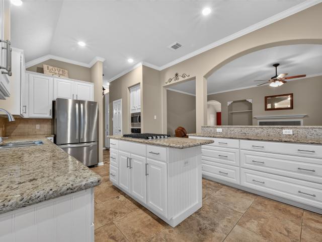 9118 Sunny Ridge Drive