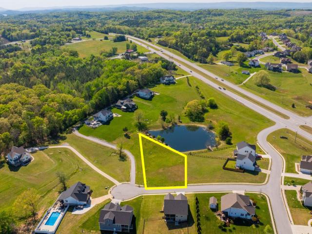 9119 Sir Boon Ct, Harrison, TN 37341 | MLS #1532 | Compass