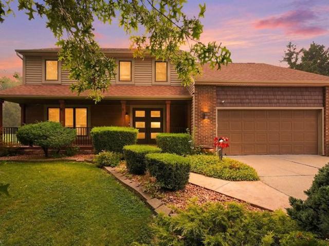 9110 Auburn Rd, Fort Wayne, IN 46825