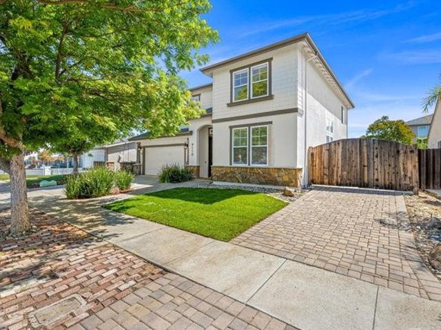 9110 Avezan Way, Gilroy, CA 95020