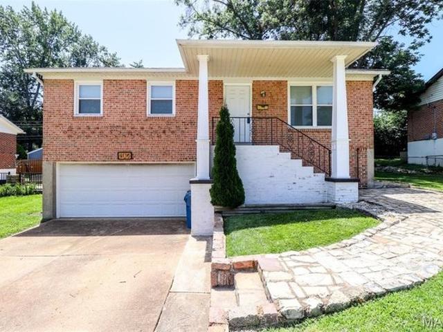 9110 Radiom Dr, Saint Louis, MO 63123