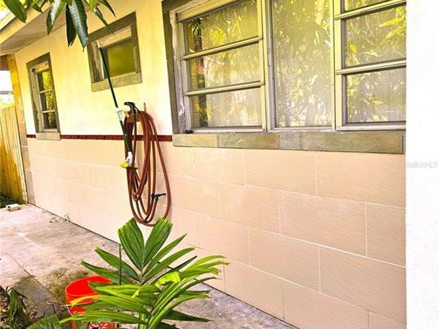 9110 SW 44th St, Miami, FL 33165 | MLS #O6362 | Compass
