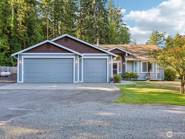 9110 th St NW, Stanwood, WA 98292