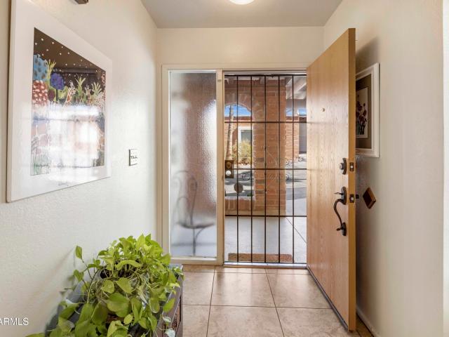 9111 n oracle road # 110