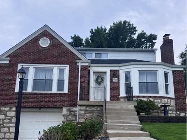 9111 Lucia Dr, Affton, MO 63123