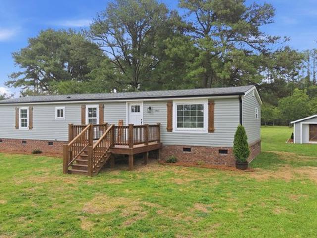 9111 Pace Rd, Bailey, NC 27807