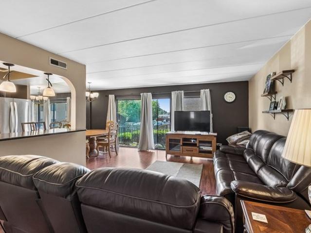 9111 S Roberts Rd Apt 7C, Hickory Hills, IL 60457