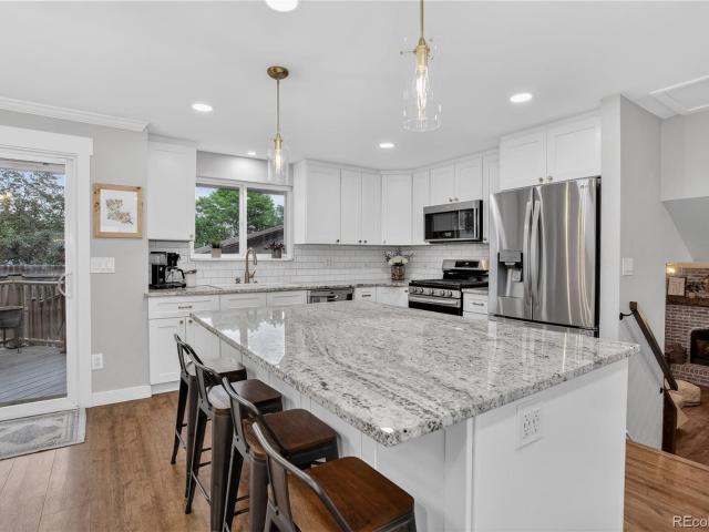 9111 W 79th Place