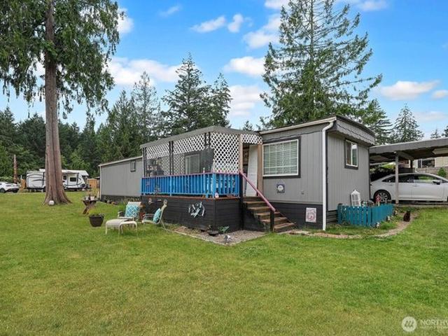 9111 66th Ave NW Trlr 122, Gig Harbor, WA 98332
