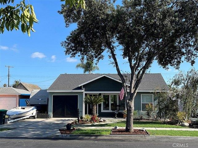 9112 Oak St, Bellflower, CA 90706