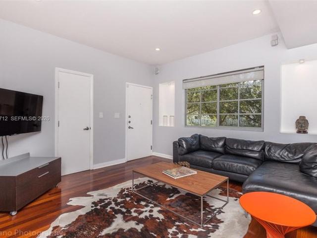 911 3rd St Apt 1, Miami Beach, FL 33139