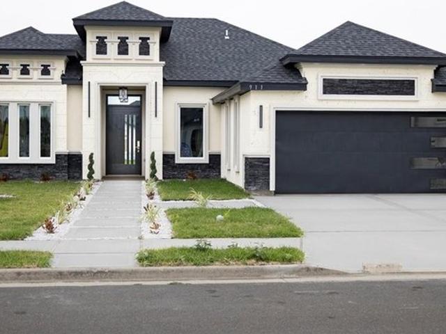 911 39th St, San Juan, TX 78589