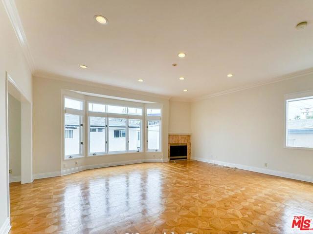 911 5th Street 202