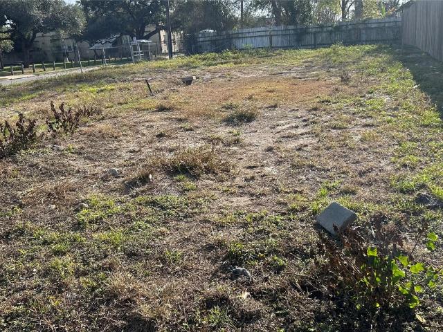 911 91 th St, Houston, TX 77011 | MLS #41070