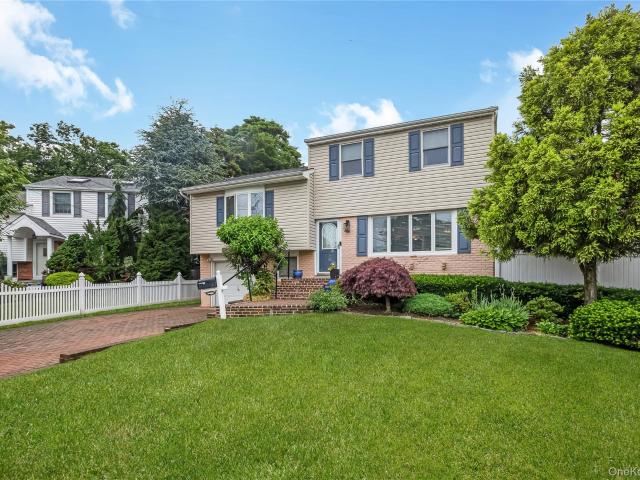 911 Harlane Circle