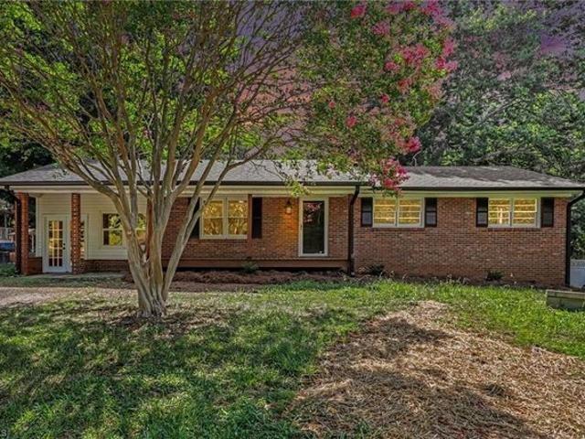 911 Harrison Crossroad Loop, Reidsville, NC 27320