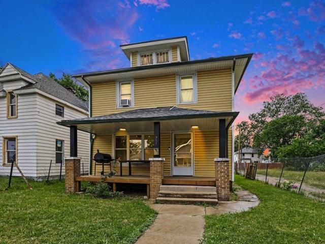 911 N Adams St, South Bend, IN 46628