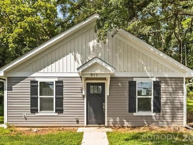 911 N Boyce St, Gastonia, NC 28052