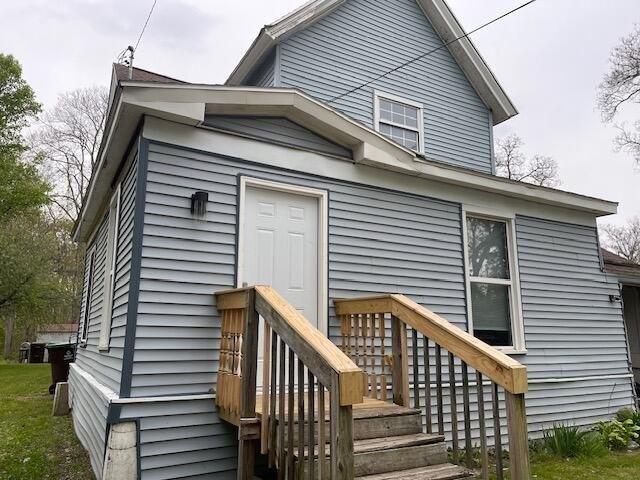 911 N Clinton St, Albion, MI 49224