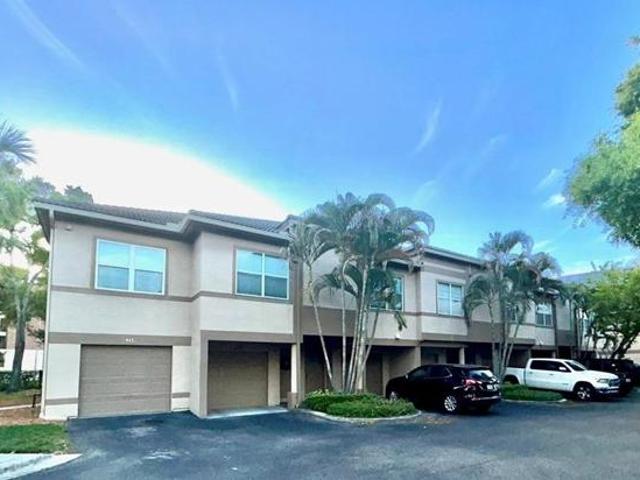 911 Normandy Trace Rd, Tampa, FL 33602