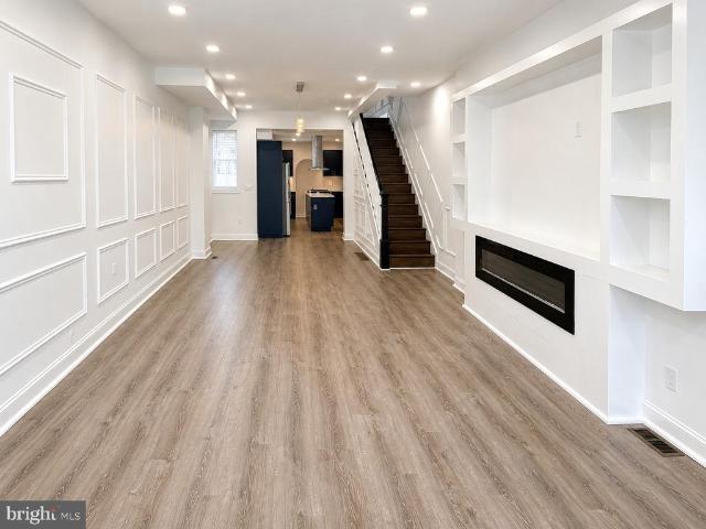 911 S 8Th Street