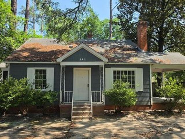 911 Society Ave W, Albany, GA 31701
