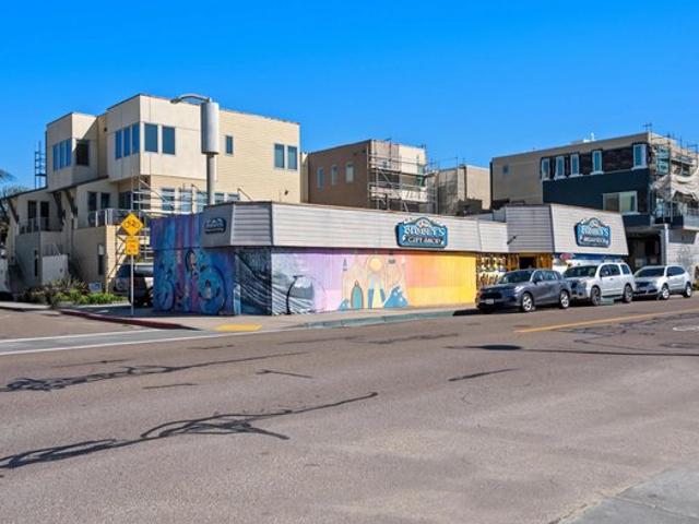 911 Seacoast Dr, Imperial Beach, CA 91932