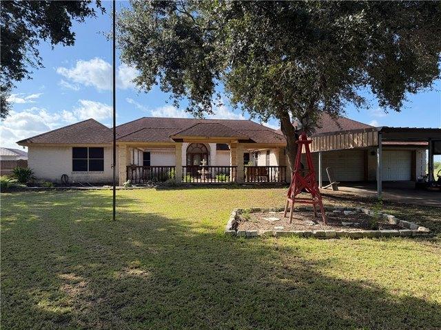 911 SW 11th St, Premont, TX 78375