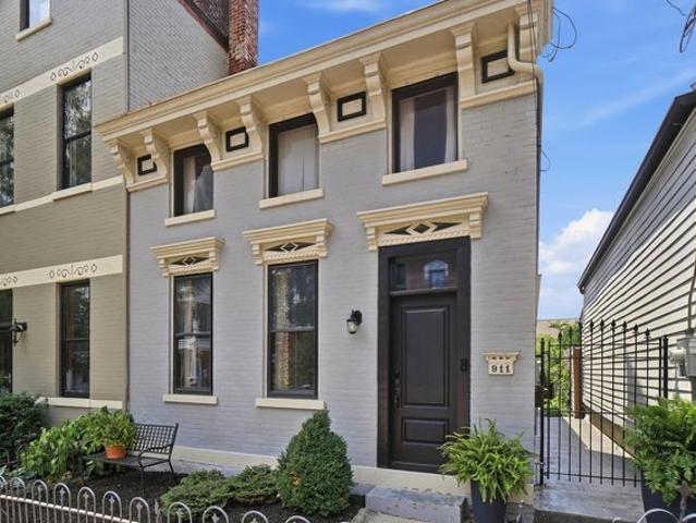 911 Philadelphia St, Covington, KY 41011