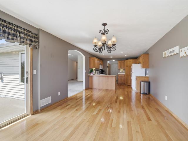 911 Prairie Oak Drive