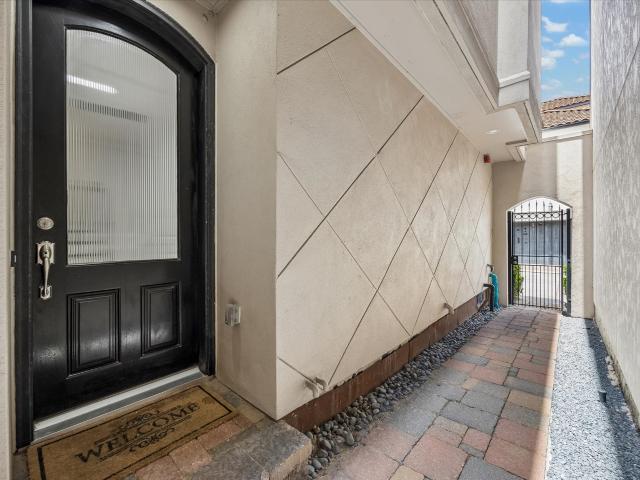 911 Queen Annes Road