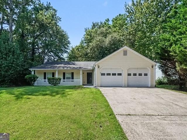 911 Riverstone Way, Woodstock, GA 30188