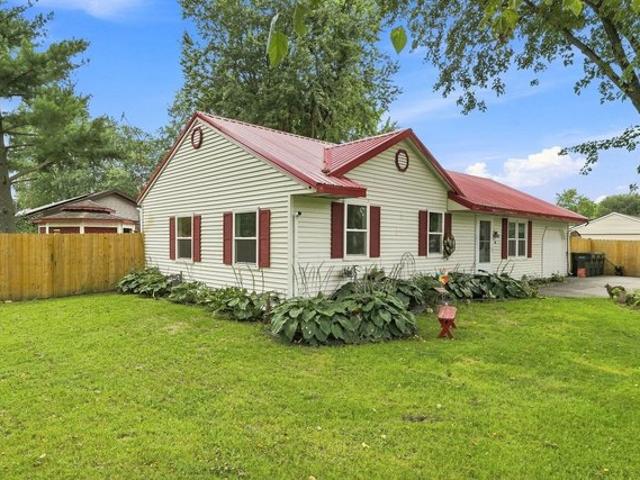 911 W Eureka St, Braidwood, IL 60408