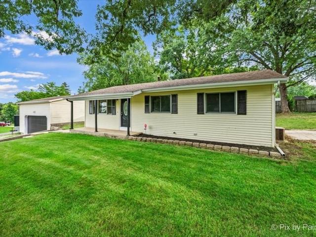 911 W Florence St, Mchenry, IL 60051