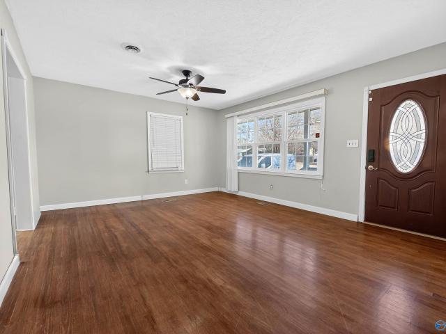 911 Wood Avenue SE