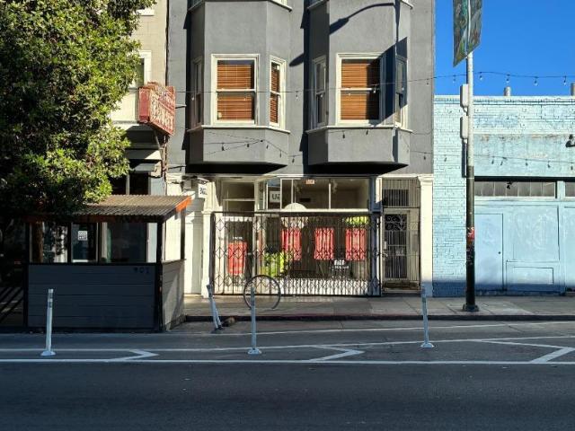 911 Valencia Street