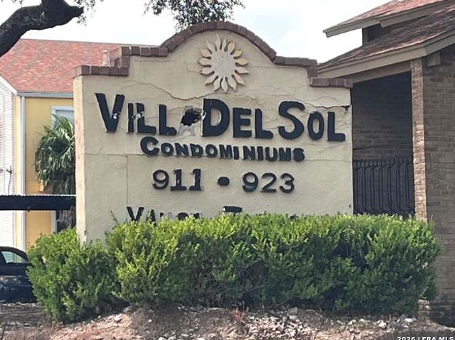 911 Vance Jackson Unit 214