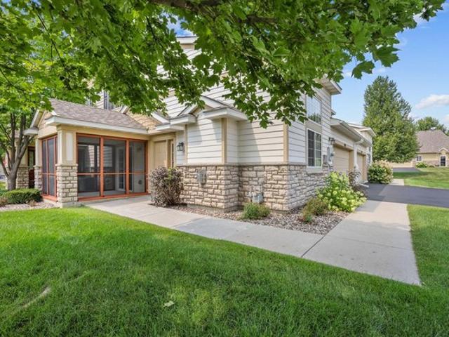 9124 Fox Ct, Victoria, MN 55386
