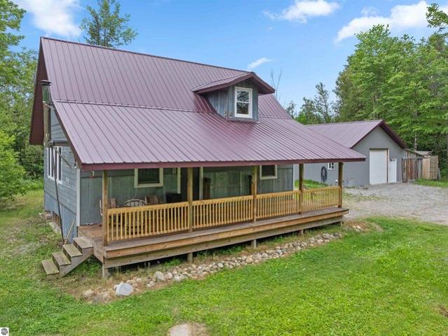 9124 Jyla Ln SE, Kalkaska, MI 49646