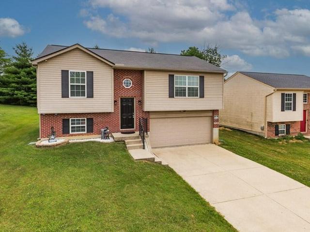 9124 Susie Dr, Florence, KY 41042