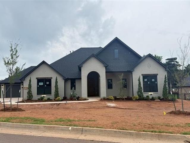 9124 SW 90th St, Mustang, OK 73064