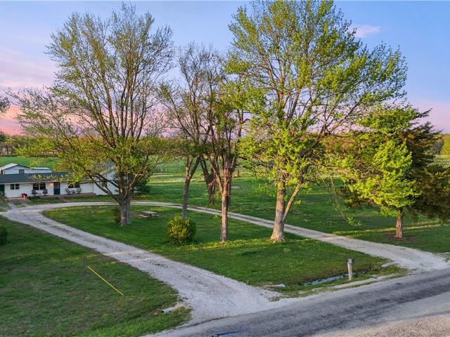 9125 Farm Road 2140