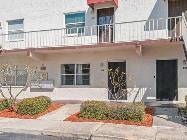 9125 Tudor Dr #D108, Tampa, FL 33615