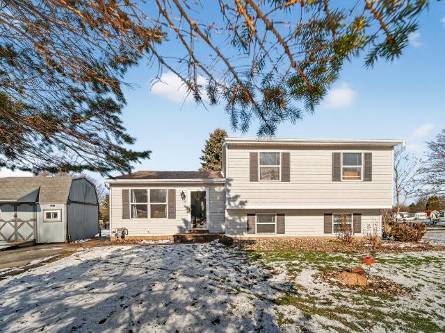 9126 DOVER Lane