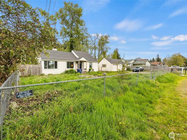 9126 E G St, Tacoma, WA 98445 | MLS #2515 | Compass